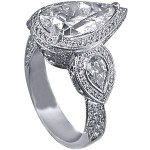 Top 10 Pear Shaped Engagement Rings for You to Choose From – BestBride101
